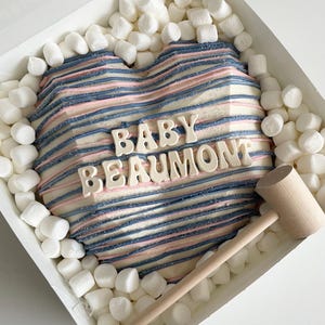 Baby Announcement / Gender Reveal/breakable Chocolate Heart / Baby Gift ...