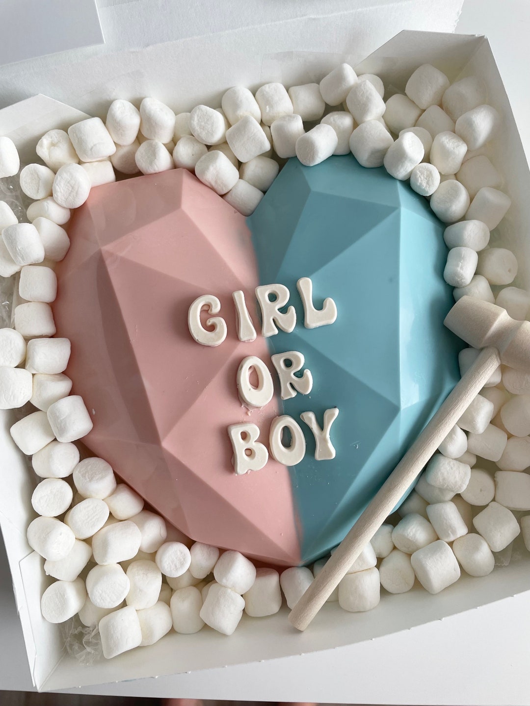 Baby Announcement / Gender Reveal/breakable Chocolate Heart / Baby Gift ...