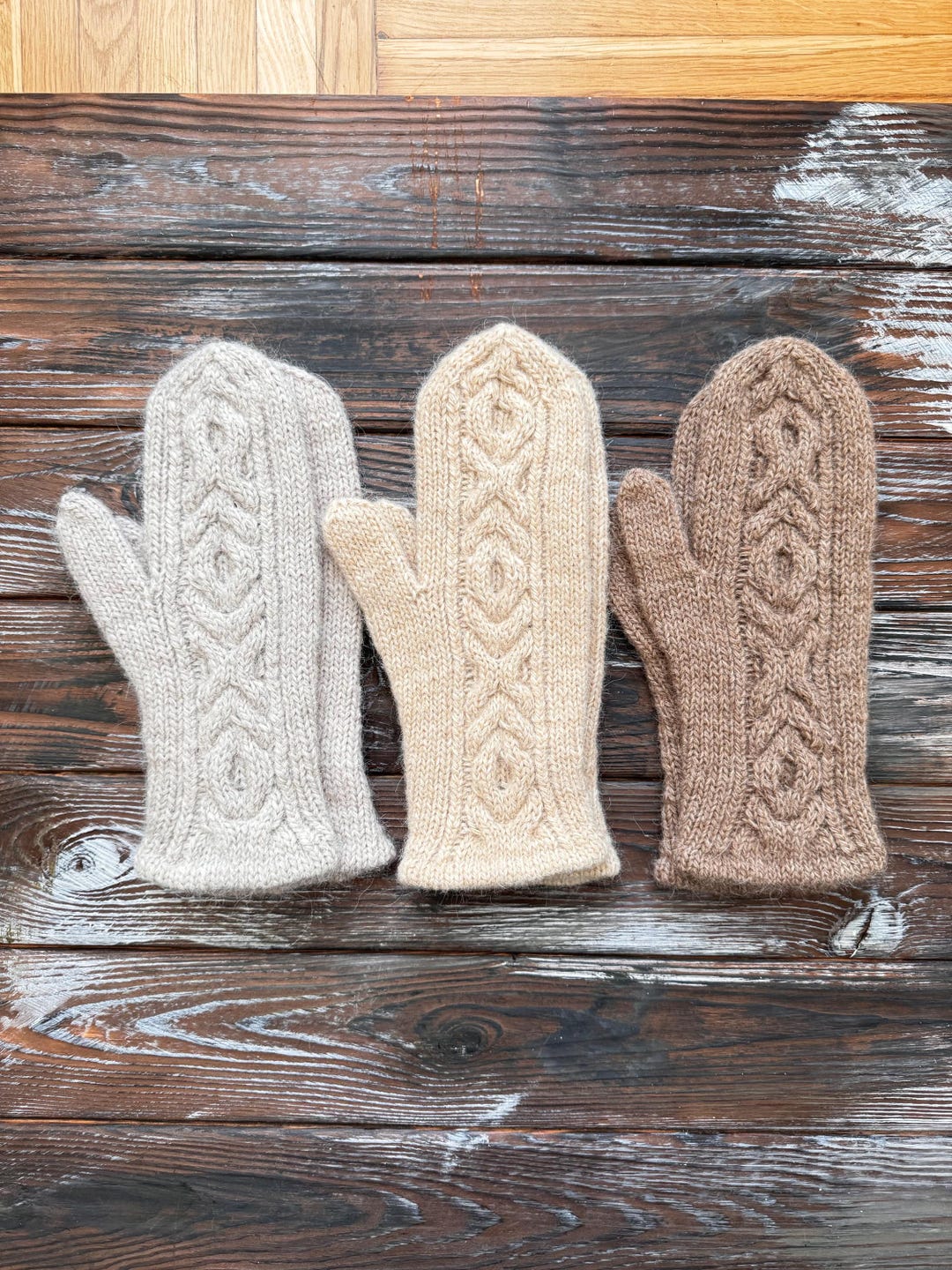 Womens mittens fall fashion, christmas mittens, cable knit mittens,knit ...