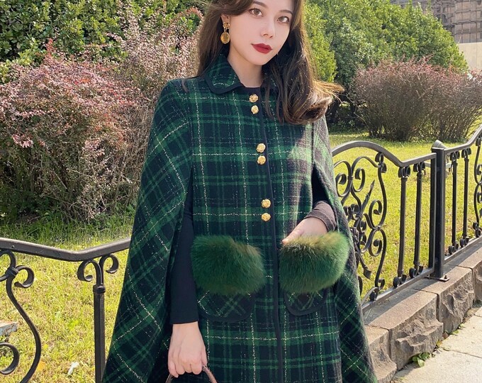 Women's Plaid Cape Coat. Cloak Winter Coat. Pocket Fur Attached ...
