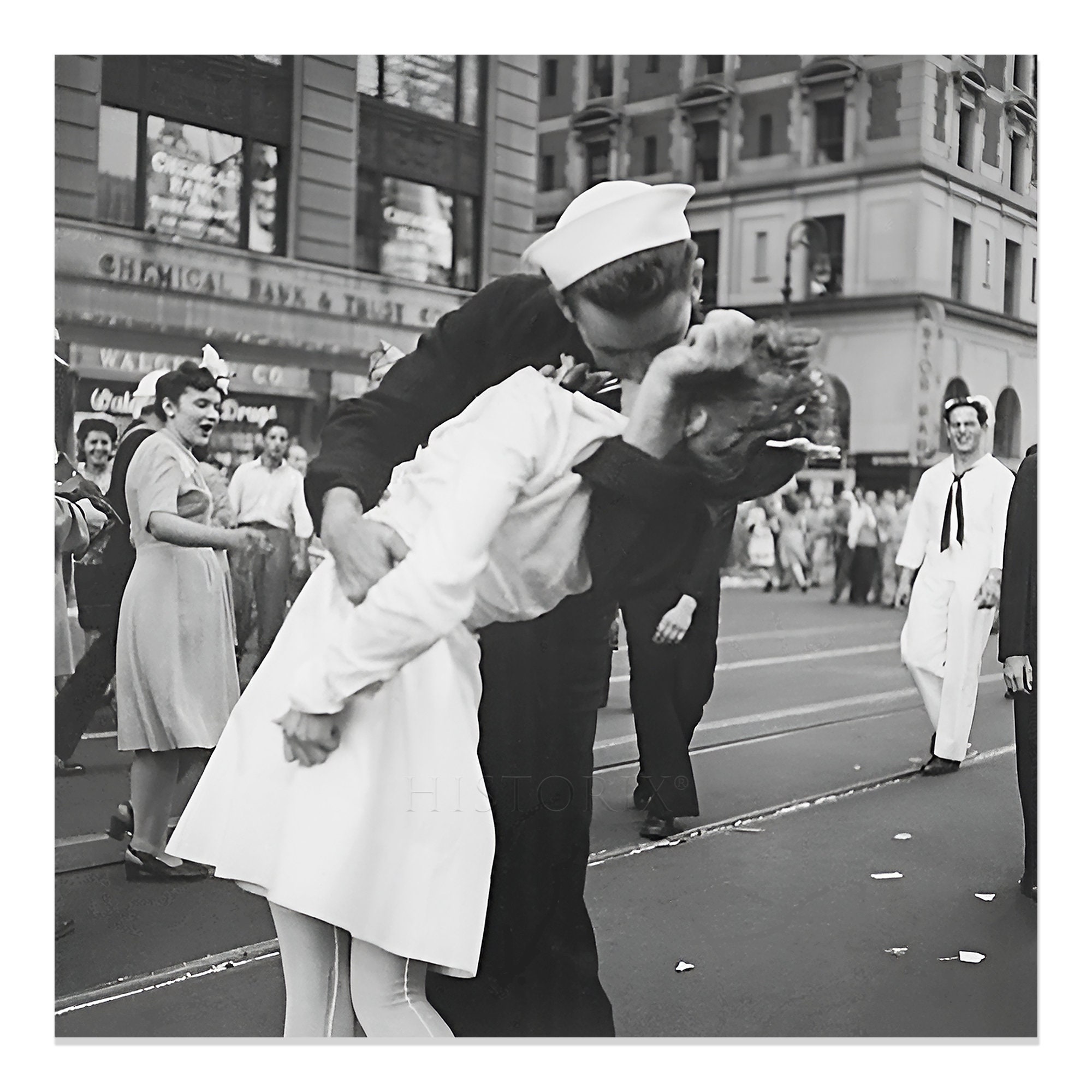 1945 VJ Day Times Square Kiss Photo Print - Vintage Photo of Victory ...