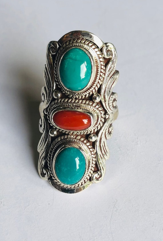 tibetan saddle ring - Gem