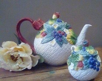 Cottage chic teapot | Etsy