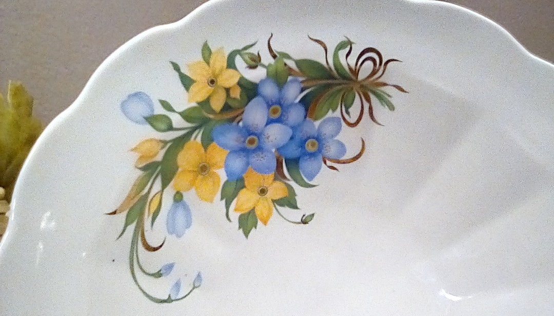Vintage Porcelain Compote From Russia, Russian Fine Porcelain Pedestal ...