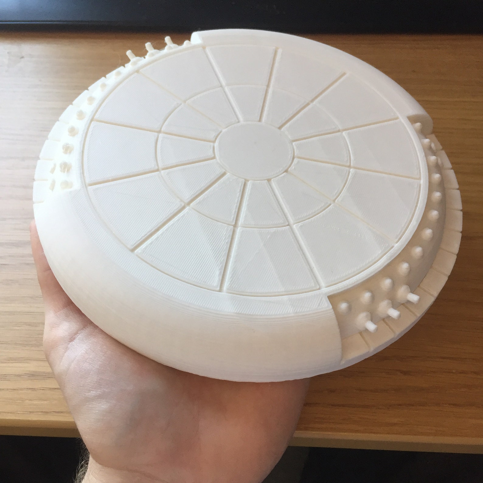 HOLOCHESS - STAR WARS - Dejarik Holo Chess Board - Worldwide Delivery ...