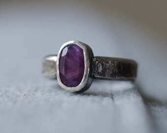 Raspberry Sapphire Ring - Etsy