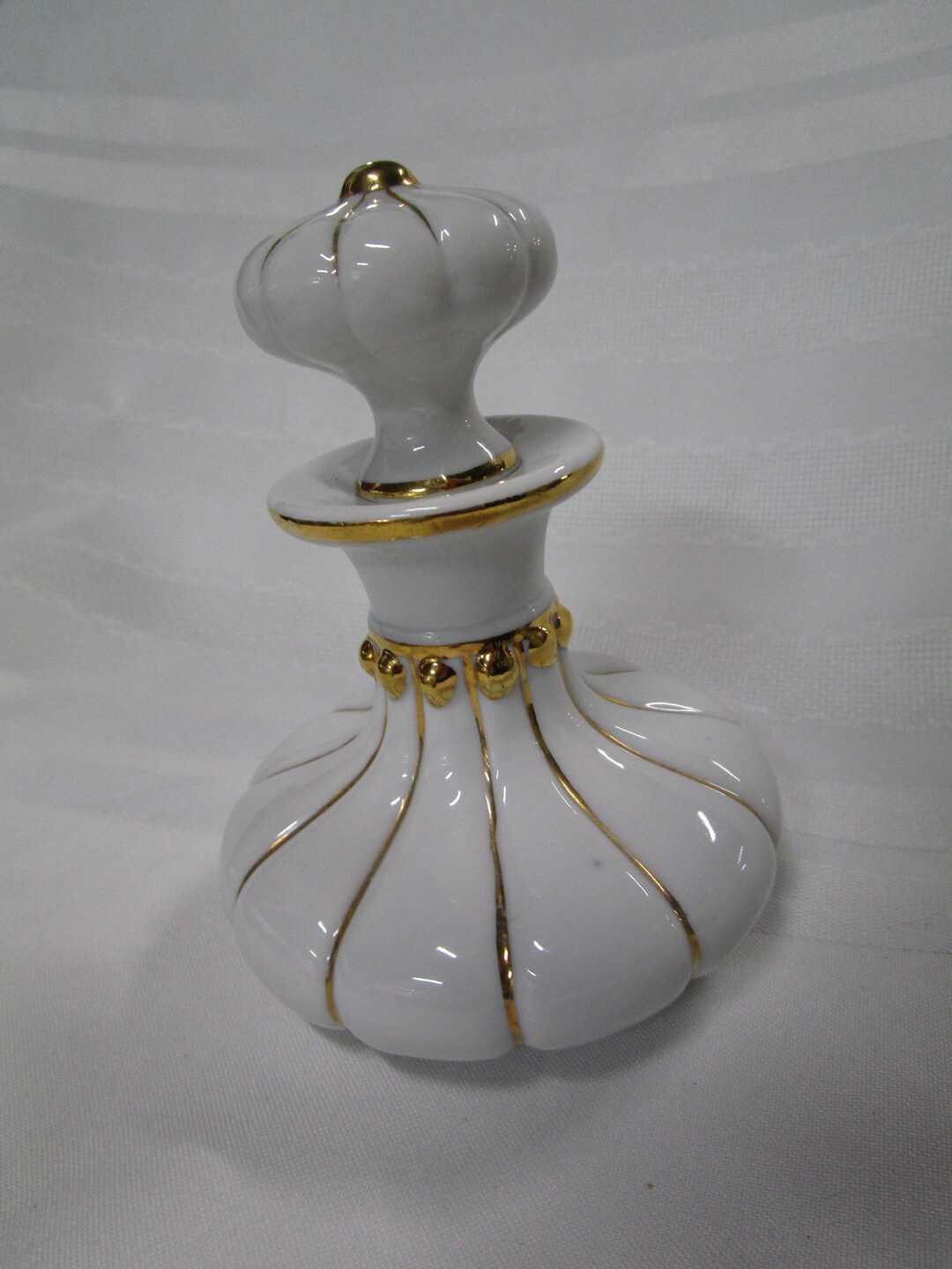 Vintage Irving Rice White Porcelain Perfume Dresser Bottle With Stopper ...