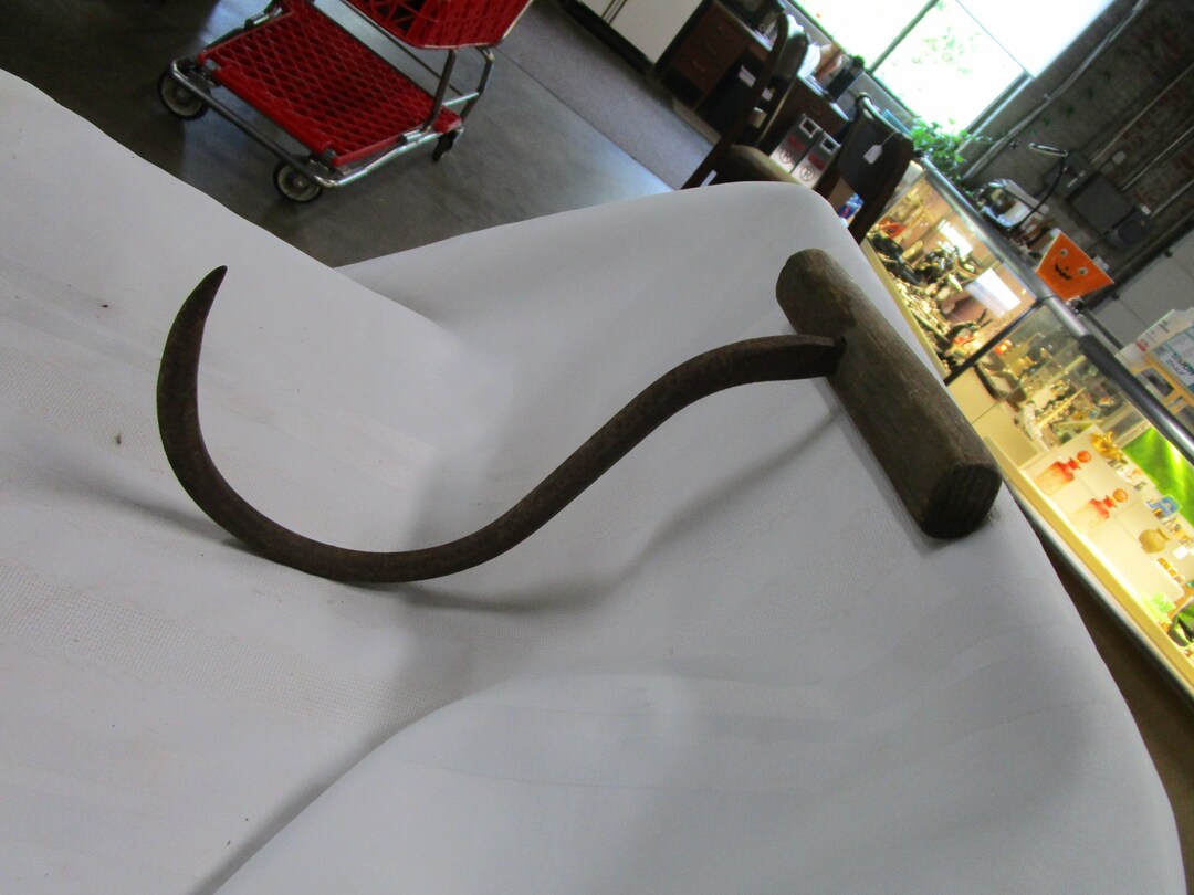 Vintage Farmhouse Primitive Wood and Metal Farm Hay Hook - Etsy