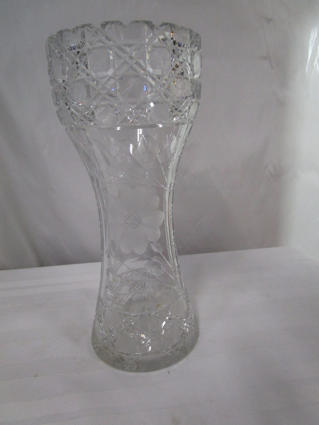 Vintage Frosted Daisy and Square Pattern Crystal Vase - Etsy