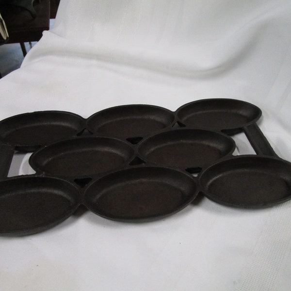 Cast Iron Gem Pan - Etsy