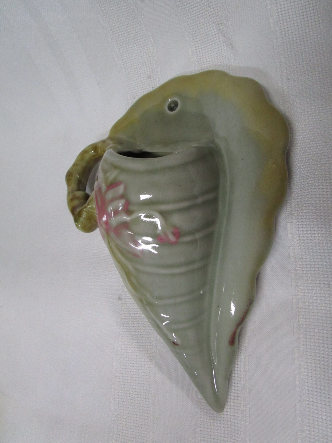 Vintage Hull Woodland Seashell Gray Ceramic Wall Pocket - Etsy