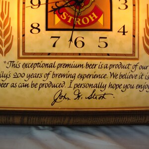 Vintage Stroh Signature Molded Plastic Electric Man Cave Bar Beer Clock ...