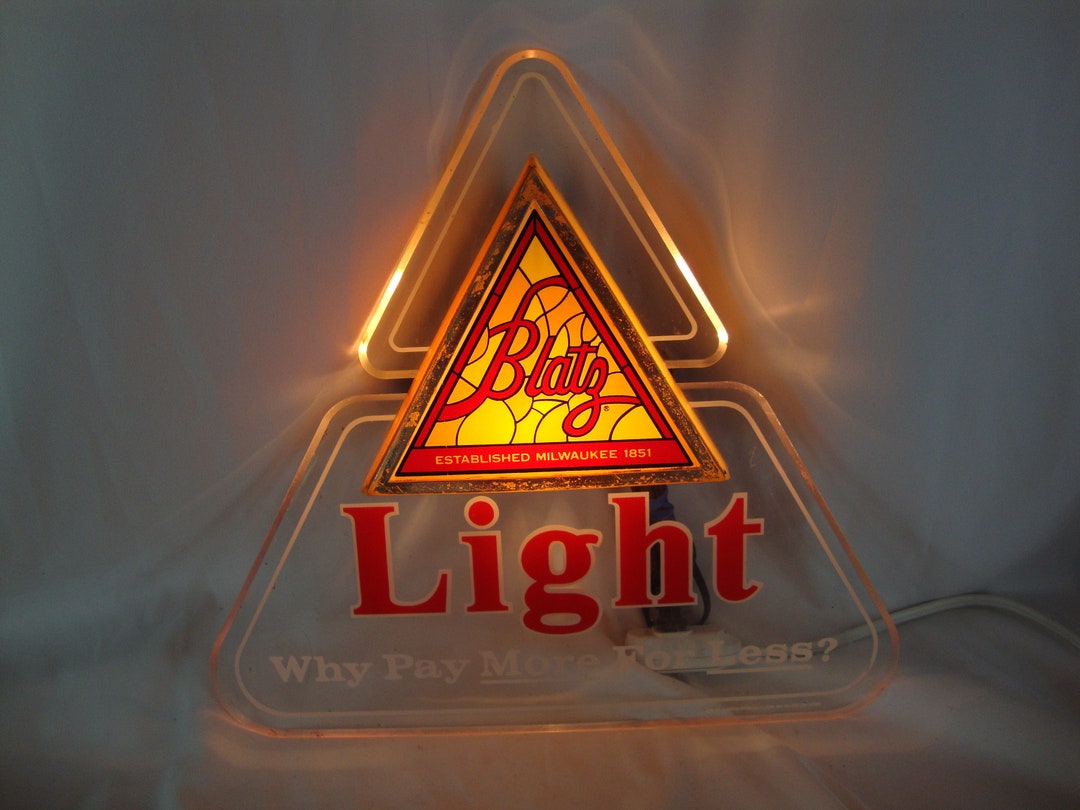 1983 Blatz Light Beer Plexi & Plastic Triangle Lighted Bar Beer ...