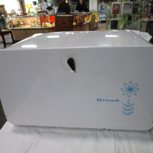 Vintage Bread Box - Etsy