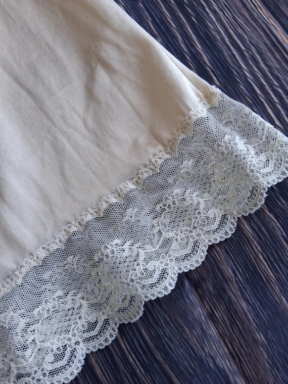 Half Slip Beige Vintage Lace Lingerie Small … - Gem