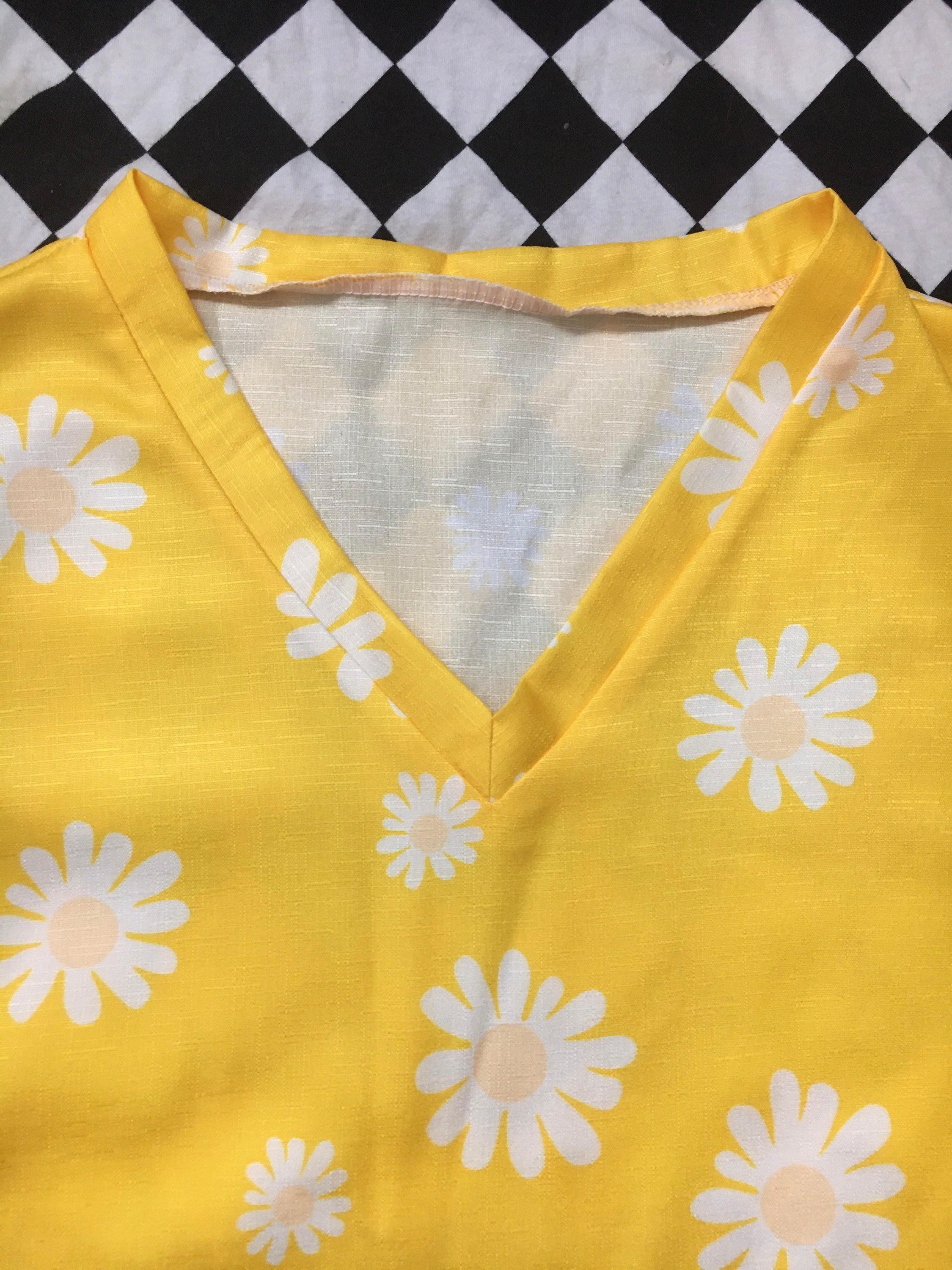 90s Does 60s Vintage Joyful Yellow Daisy Print House Dress | Etsy