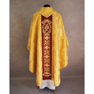 Gothic Style Chasuble, Vestments for Priest, Catholic Vestment, Gift ...