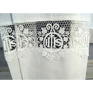 Traditional Priest Alb With Pleats, White Alb, Albs for Priest ...