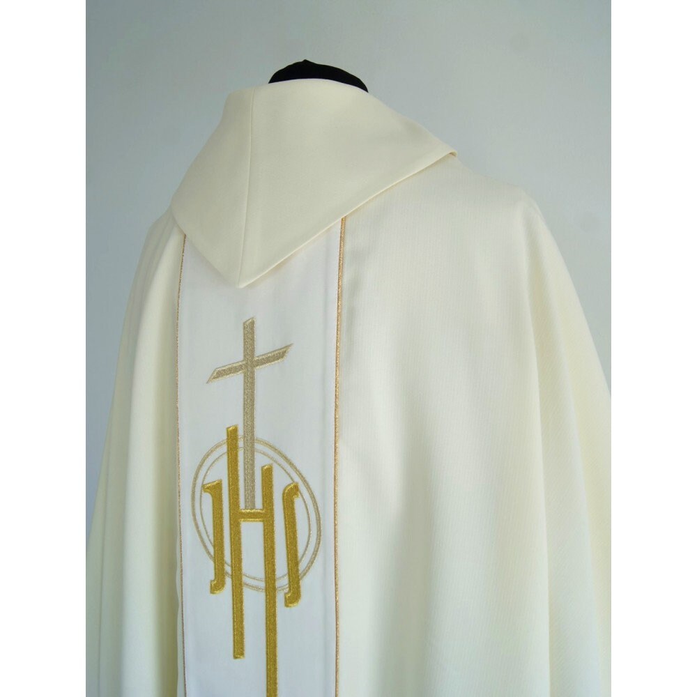 Vestment Ecru - Gothic Style Chasuble With a Matching Stole, Vestments ...