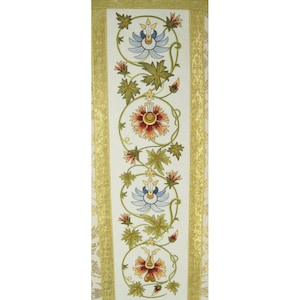 Roman Style Fiddleback Chasuble With a Maniple, Burse and Chalice Veil ...