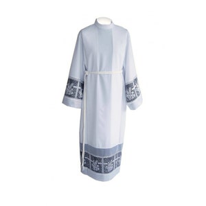 Traditional Priest Alb With Pleats, White Alb, Albs for Priest ...