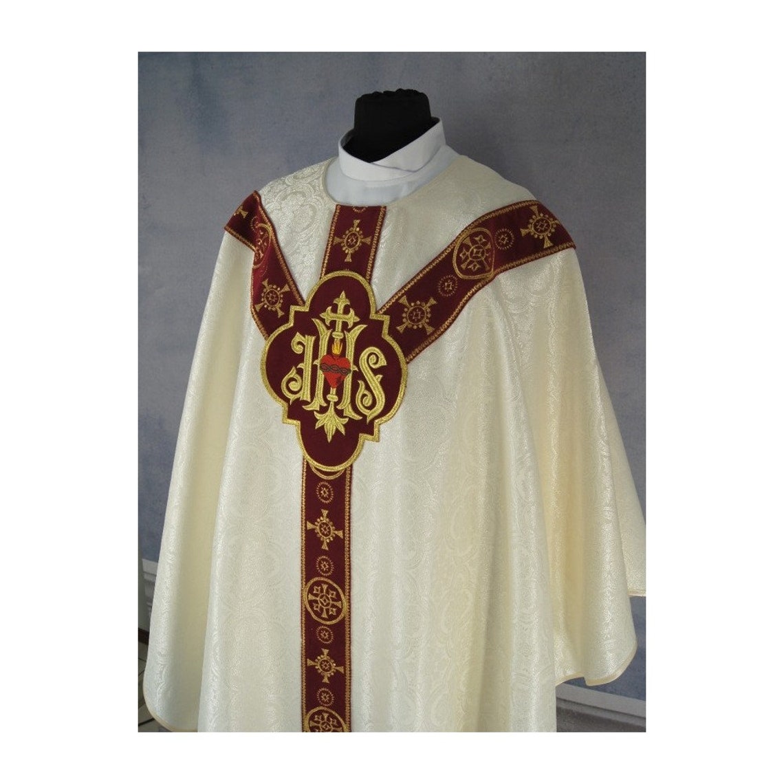 Semi-gothic Chasuble Gold Chasuble Vestments for Priest | Etsy