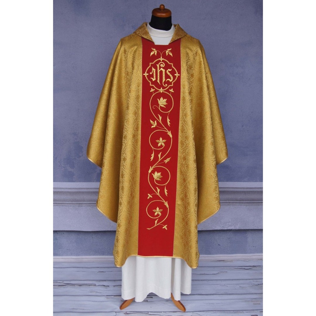 Gold Damask Gothic Chasuble, IHS Embroidery, Vestment With Stole - Etsy