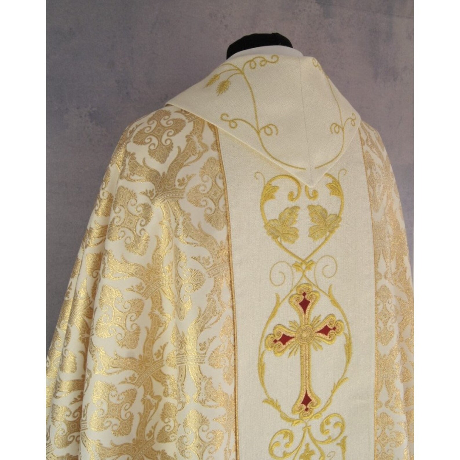 Gothic Style Chasuble With a Matching Stole, Gold Chasuble, Vestments ...
