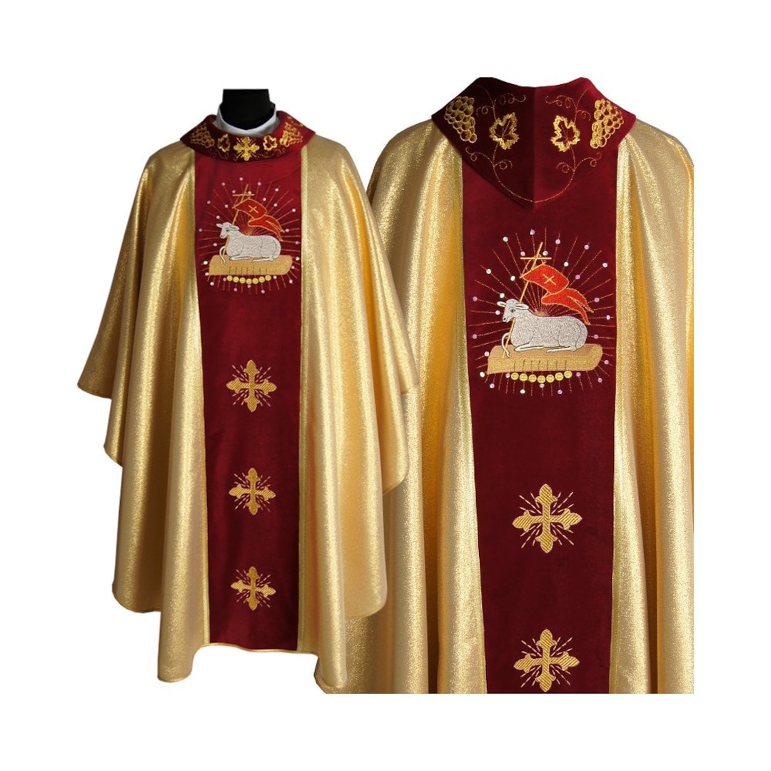 Chasuble "lamb of God" Priest Vestment, Gold Chasuble, Vestments for ...