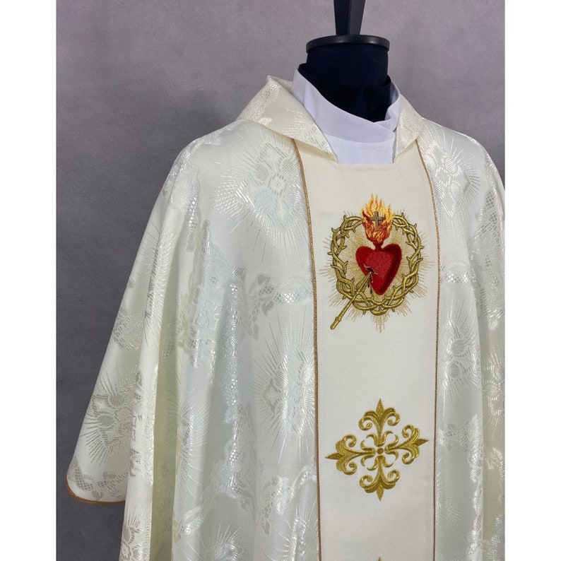 Gothic Style Chasuble With a Matching Stole, Vestments for Priest ...