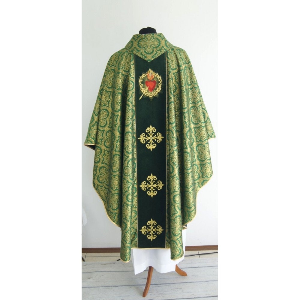 Gothic Chasuble With Stole, Sacred Heart Embroidery, Priest Vestment - Etsy
