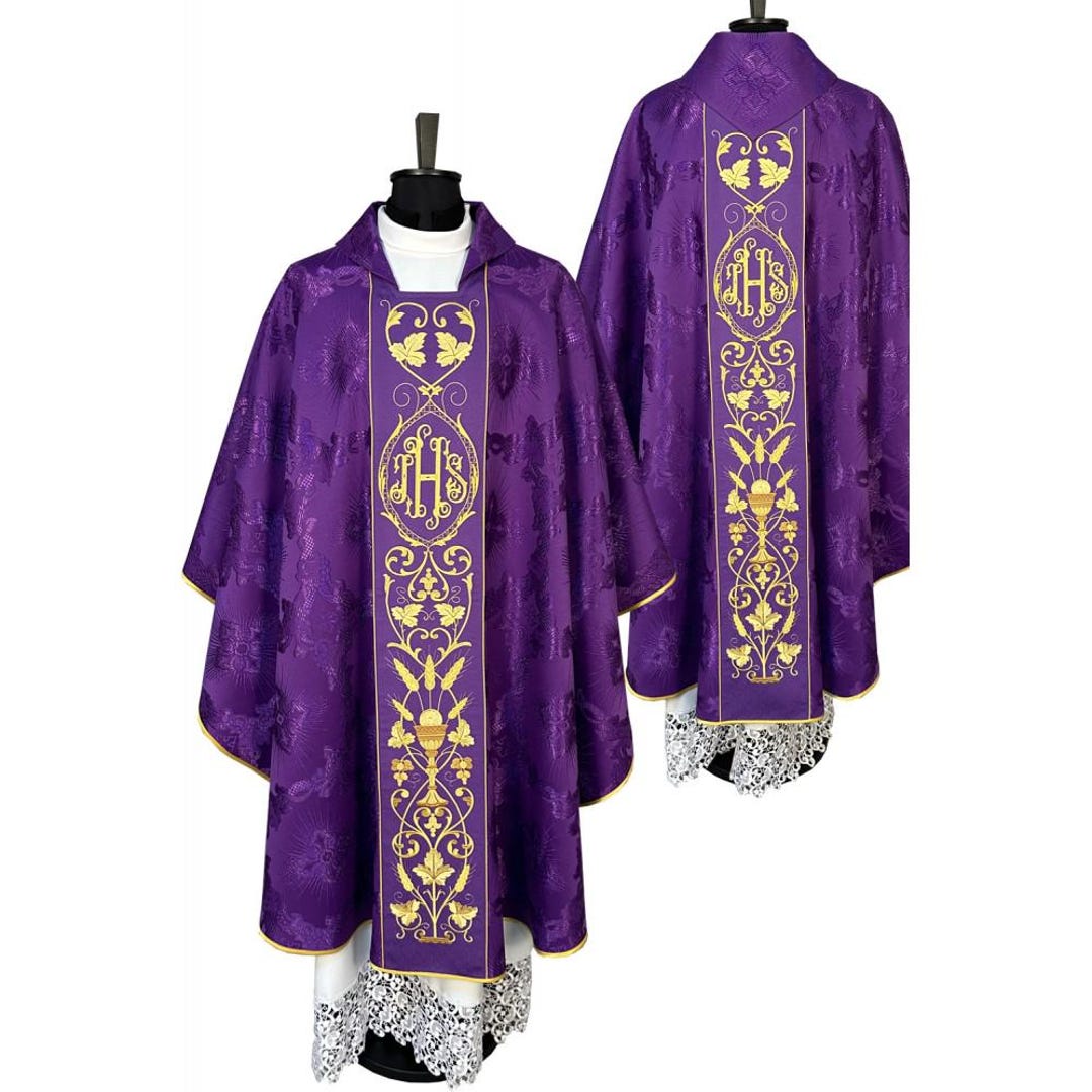 Gothic Style Chasuble With a Matching Inner Stole, Vestments for Priest ...