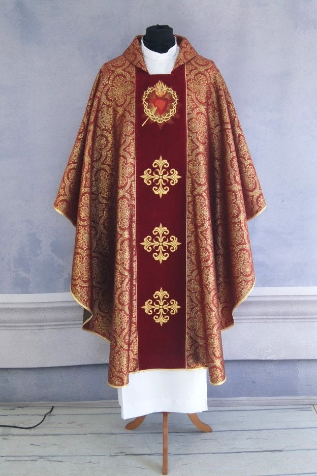 Gothic Chasuble With a Matching Stole "sacred Heart of Jesus ...