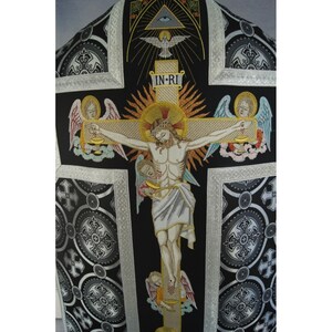 Roman Style Fiddleback Chasuble With a Maniple, Burse and Chalice Veil ...