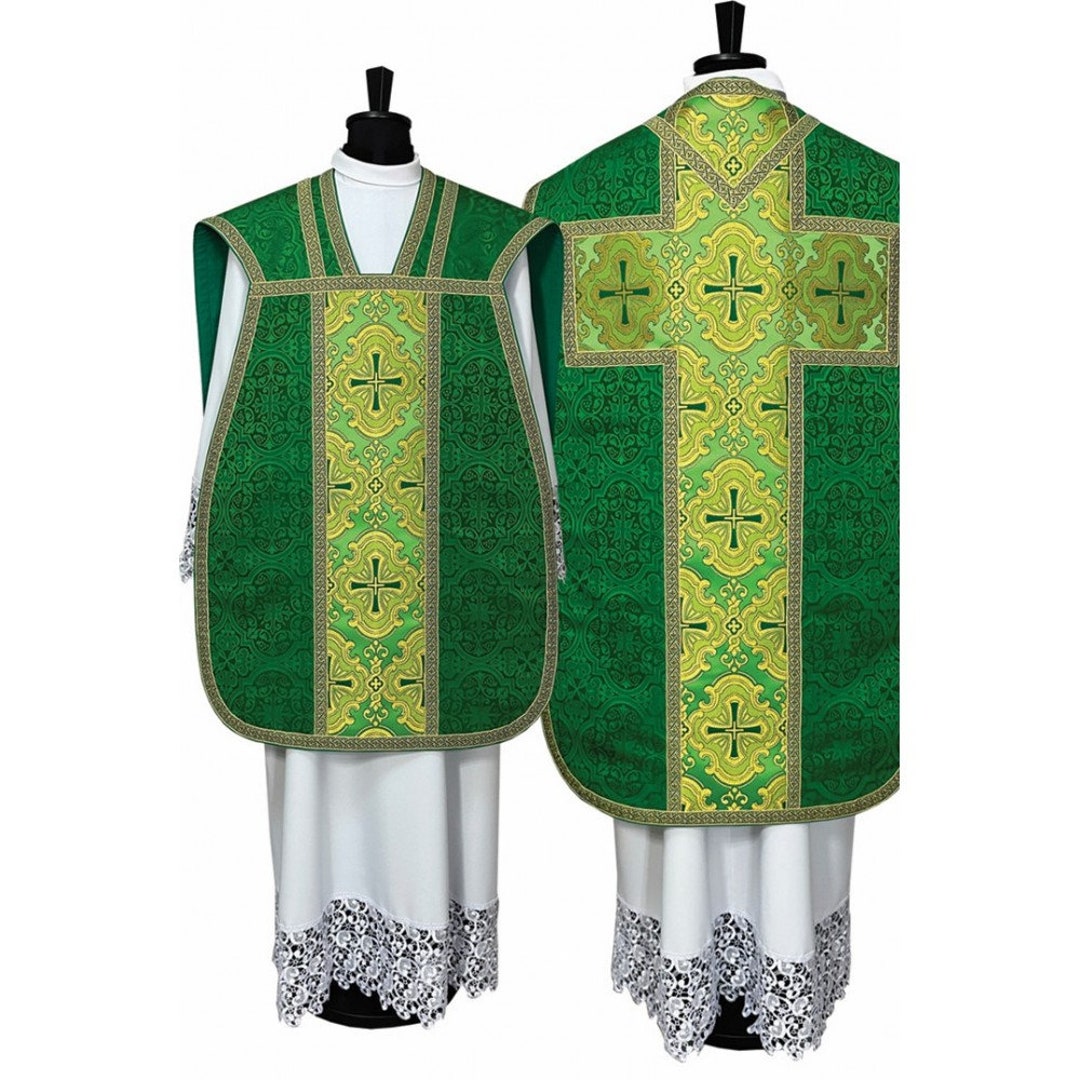Roman Style Fiddleback Chasuble With a Maniple, Burse and Chalice Veil ...