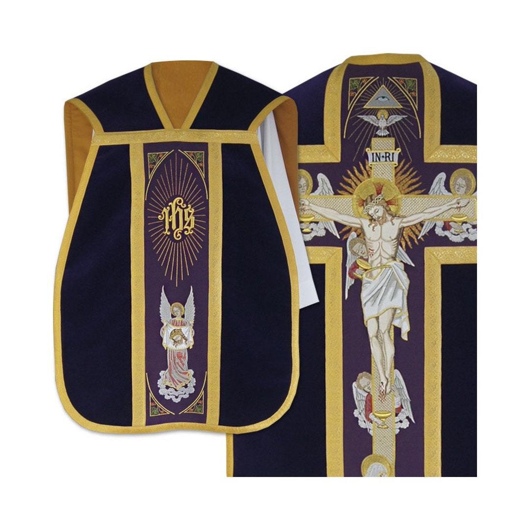 Roman Style Fiddleback Chasuble With a Maniple, Burse and Chalice Veil ...