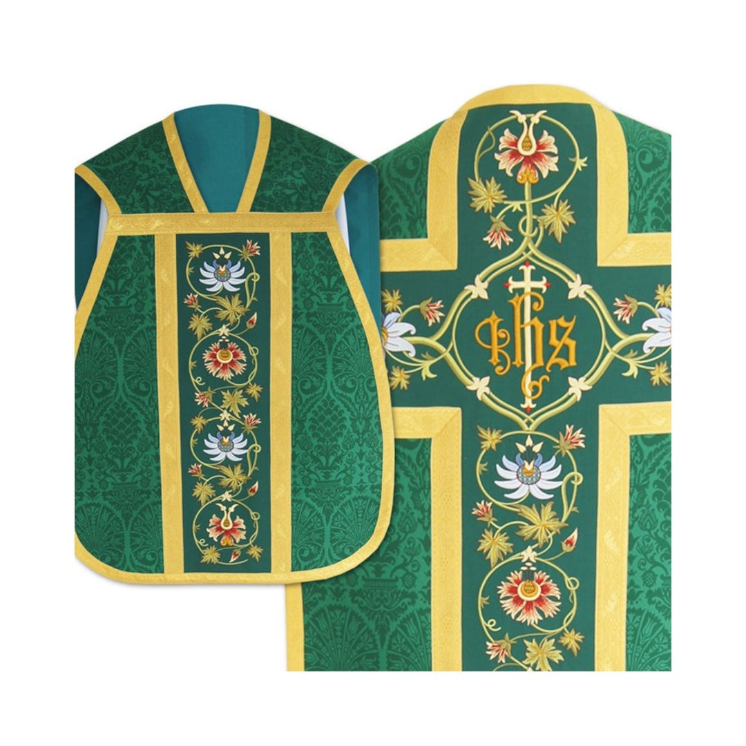 Roman Style Fiddleback Chasuble With a Maniple, Burse and Chalice Veil ...