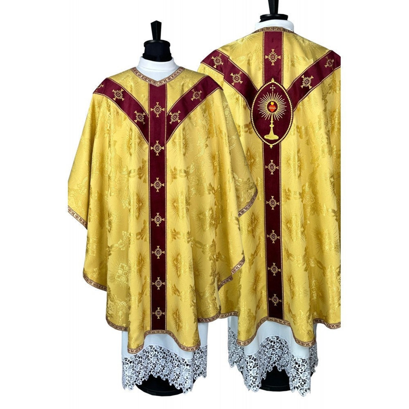 Gothic Style Chasuble With a Matching Stole "sacred Heart of Jesus ...