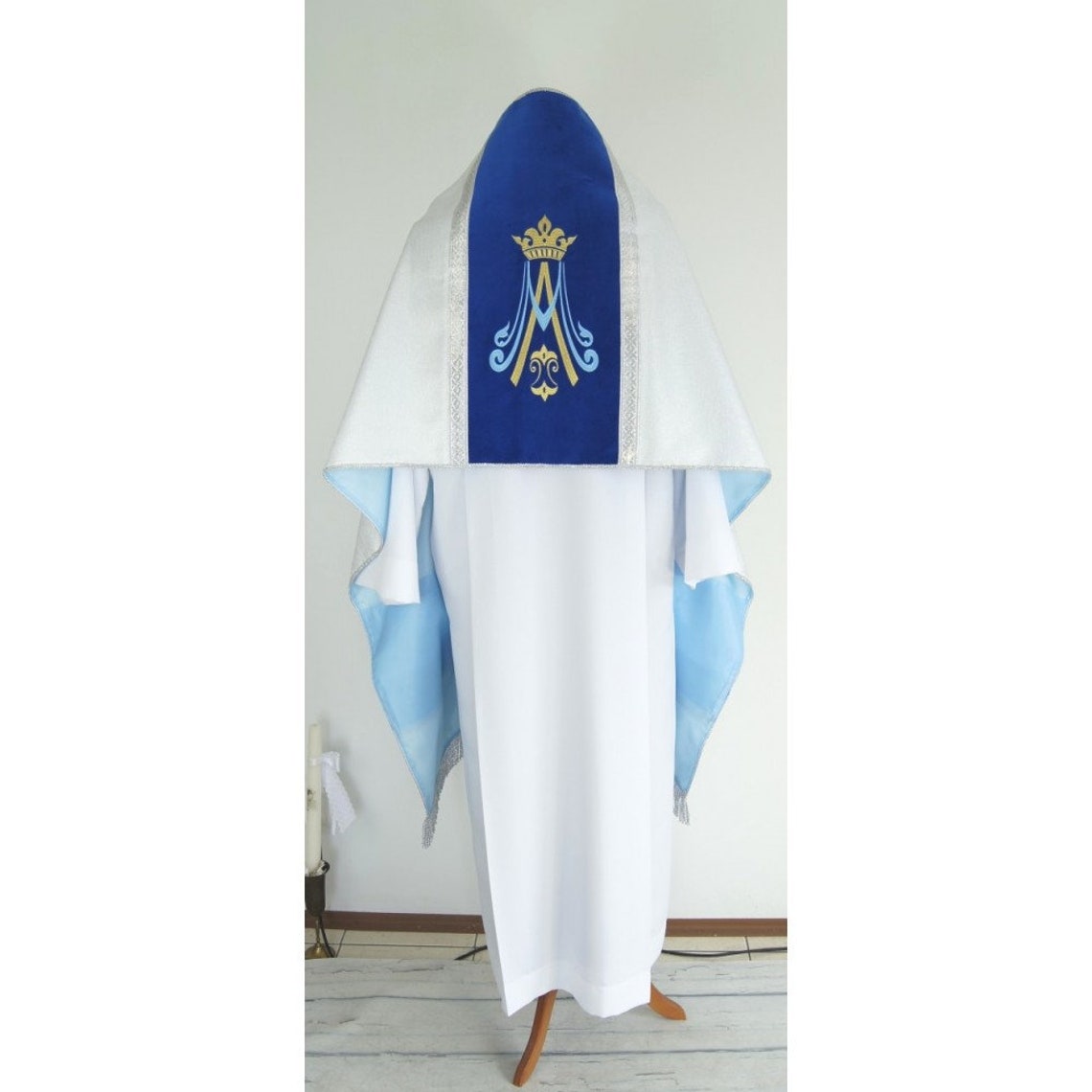 Marian Humeral Veil With a Lining and Fringe, Vestments for Priest ...