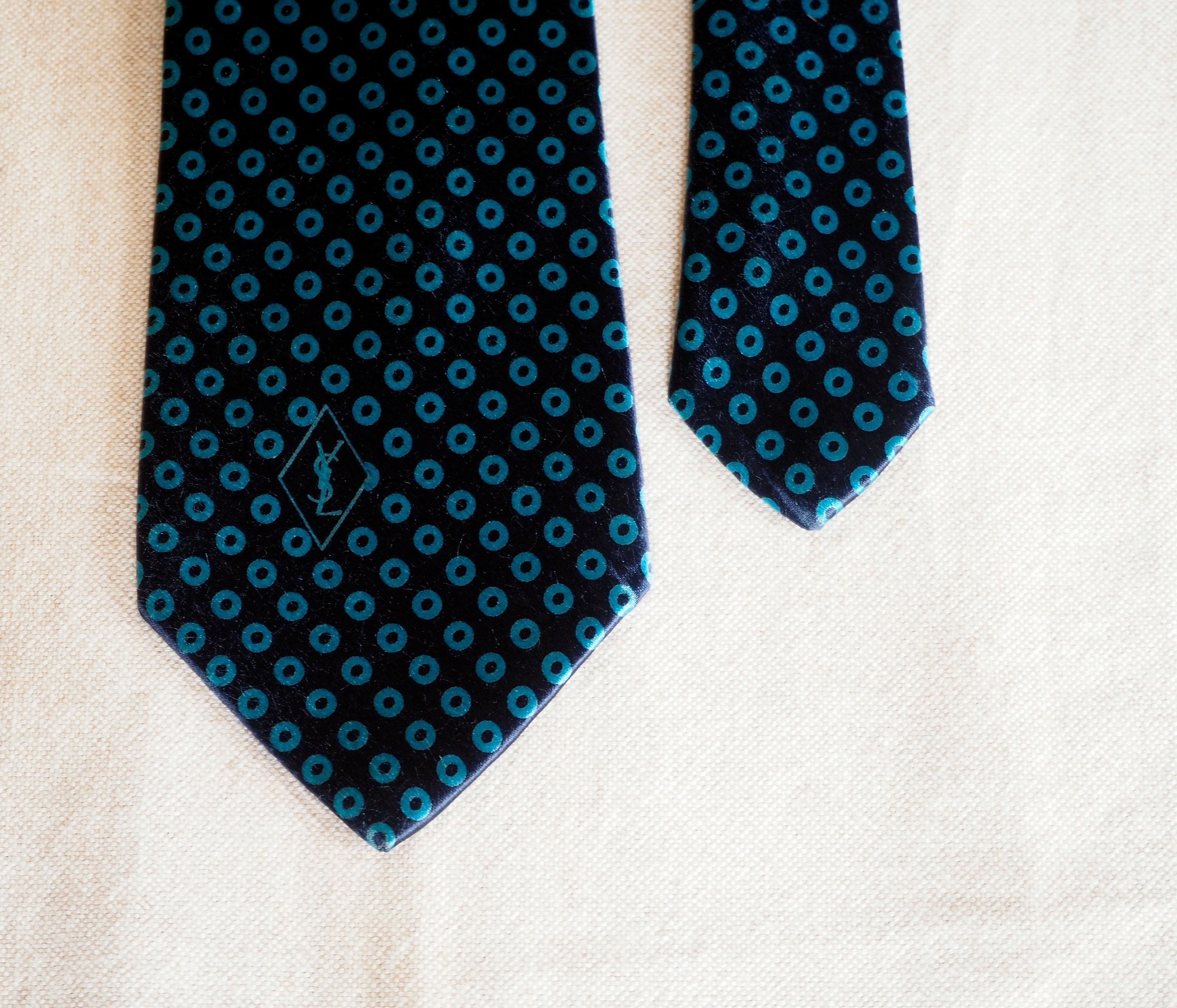Corbata de seda vintage de Yves Saint Laurent - Etsy España