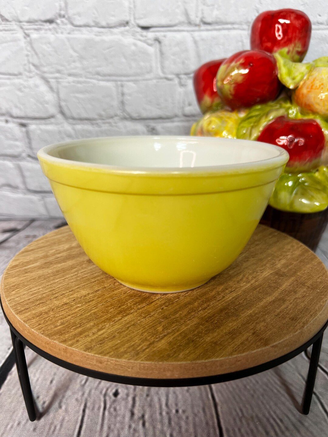 Vintage Pyrex Small Yellow Mixing Bowl #401 - Etsy