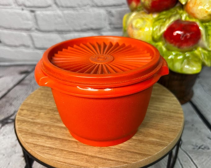 Vintage 1980s Tupperware Servalier Container #886-18 - Orange With Lid ...