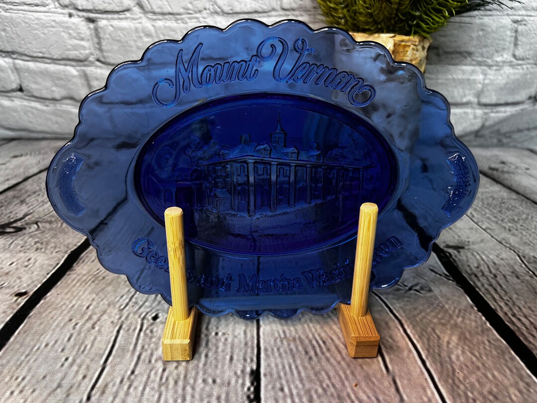 Vintage 1970s Avon Blue Glass Mount Vernon Decorative Plate - George ...
