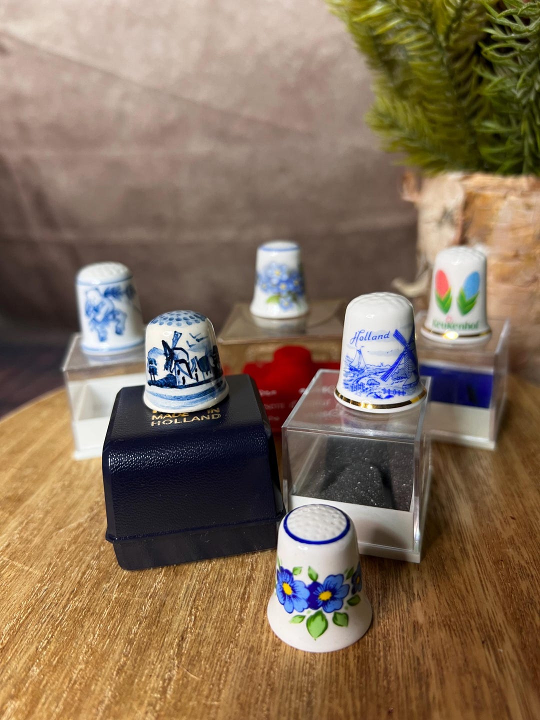 Vintage Grouping Collectible Thimbles - Etsy