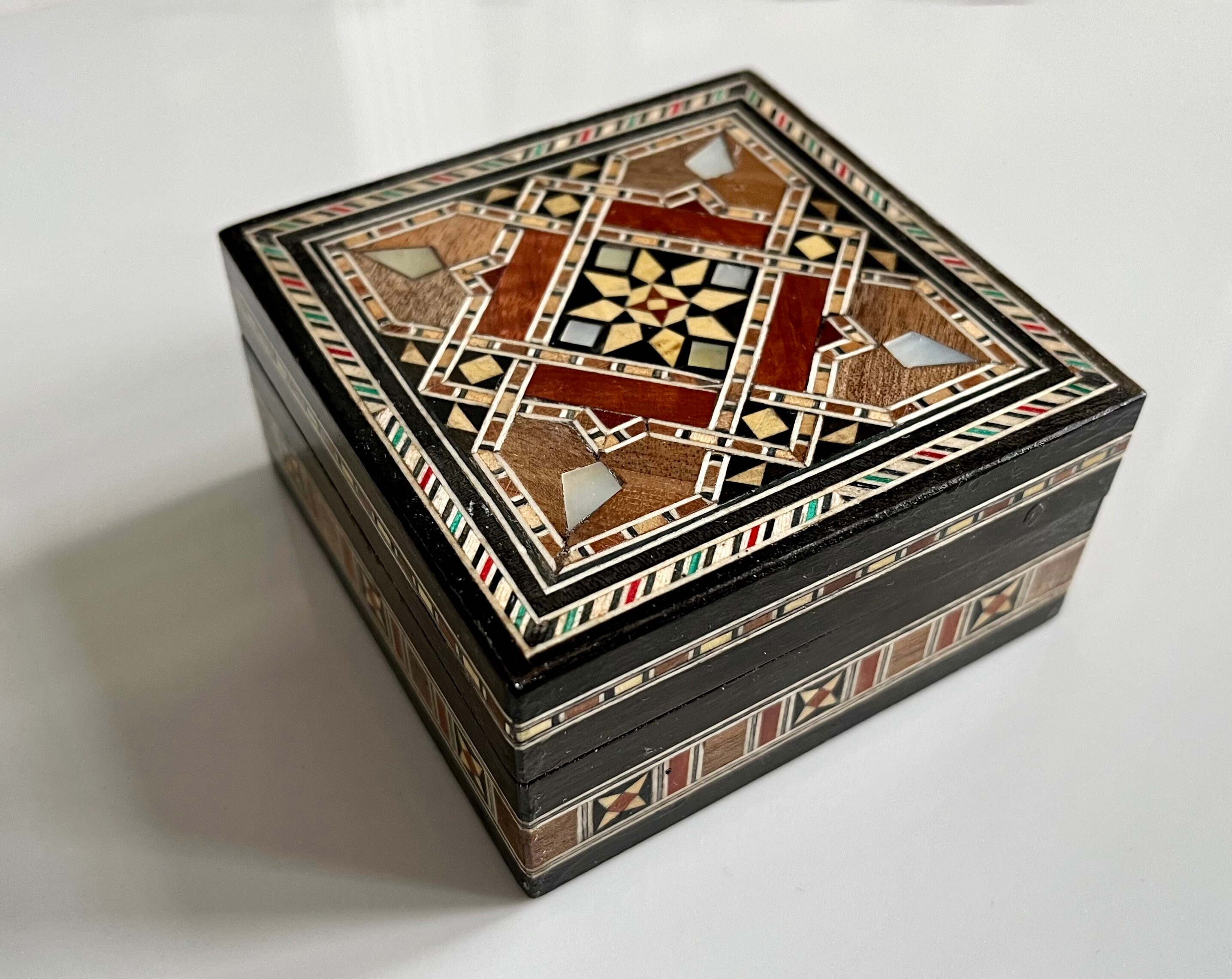 Small Gorgeous Mosaic Middle Eastern Ring Box .wedding Box, Engagement ...