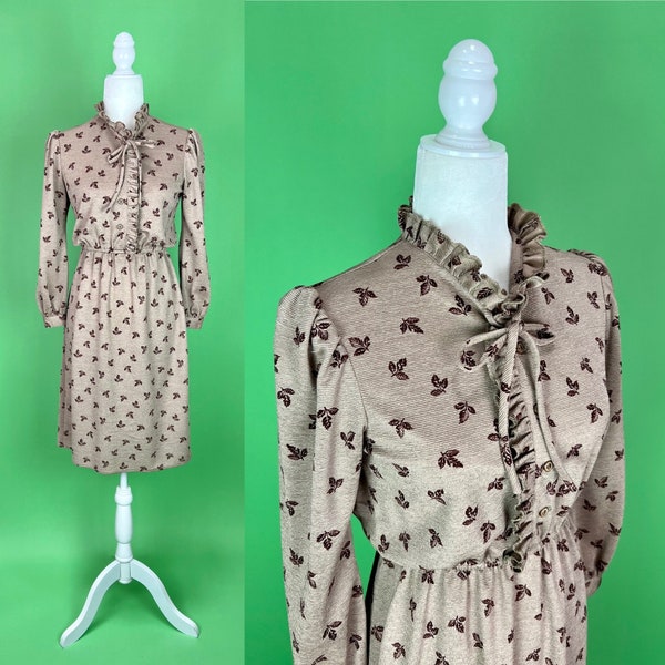 Librarian Chic - Etsy