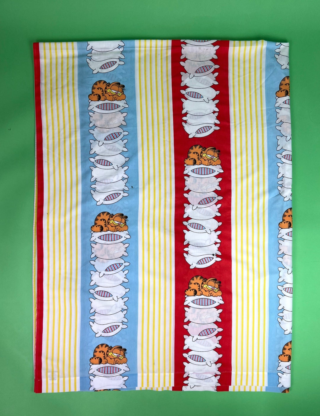 Vintage 80s Garfield Sheet - Twin Flat - Cutter Fabric | Garfield the ...