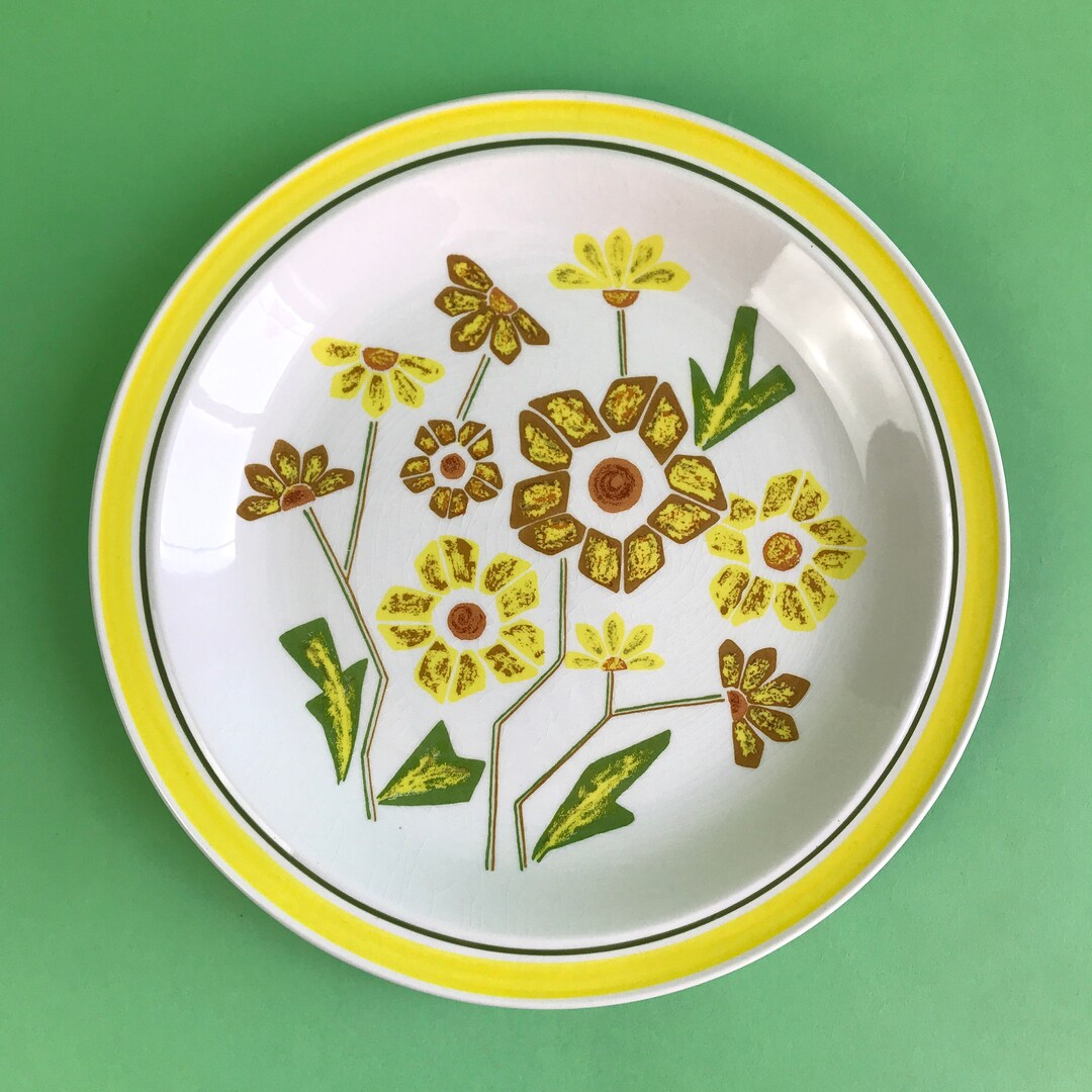 Vintage 70s Yellow Floral Serving Plate / Chop Plate | Nikko Ironstone ...