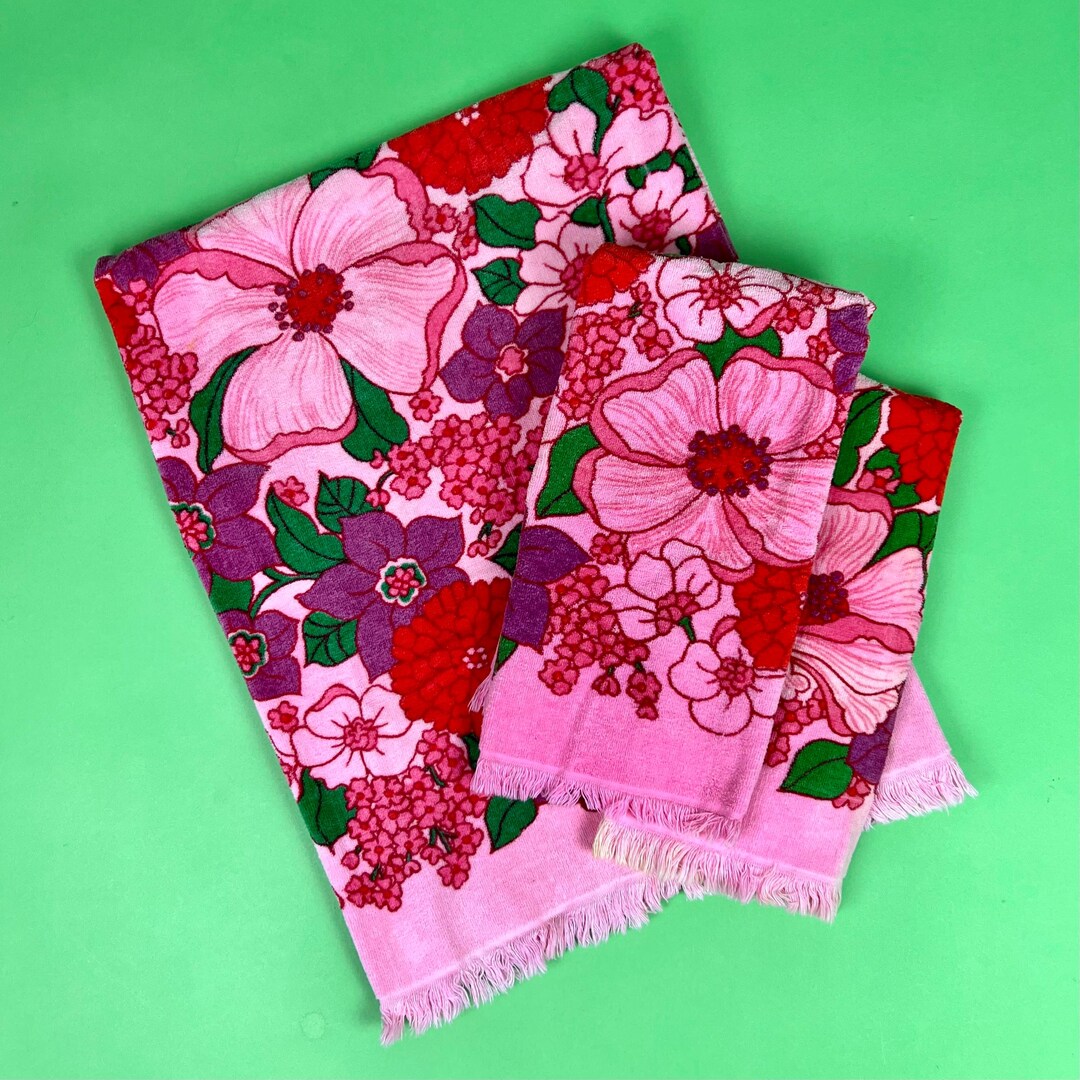 Vintage Bright Pink Floral Towel Set - 1 Bath 2 Hand | Penneys Designer ...