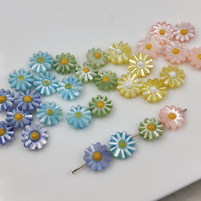 Daisy Bead - Etsy